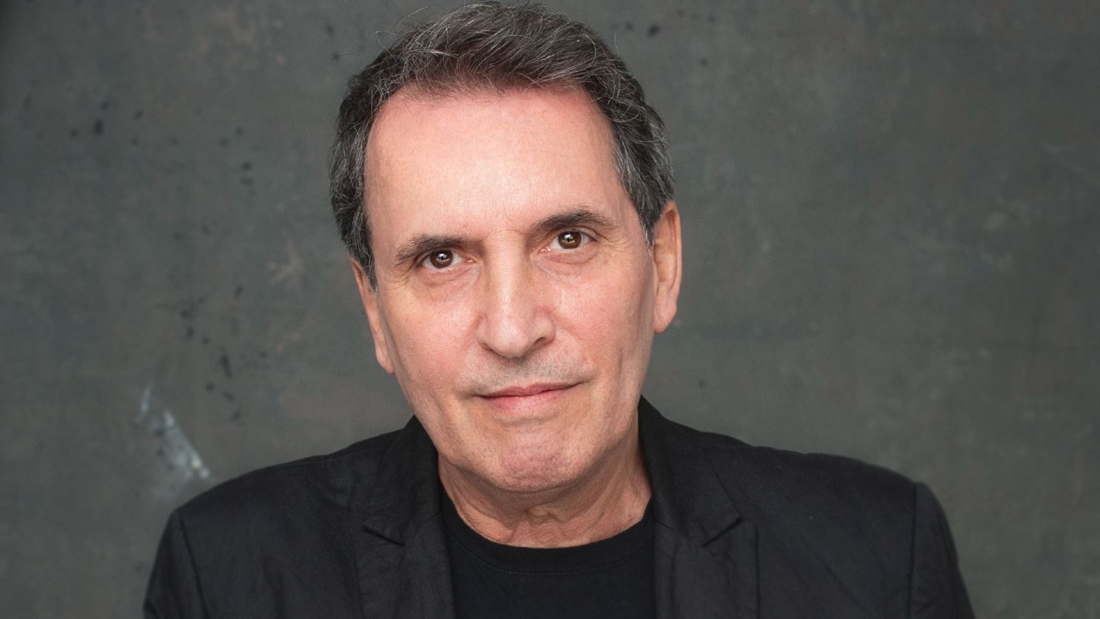 Gareth Snook to play Willy Wonka in Charlie and the Chocolate Factory ...